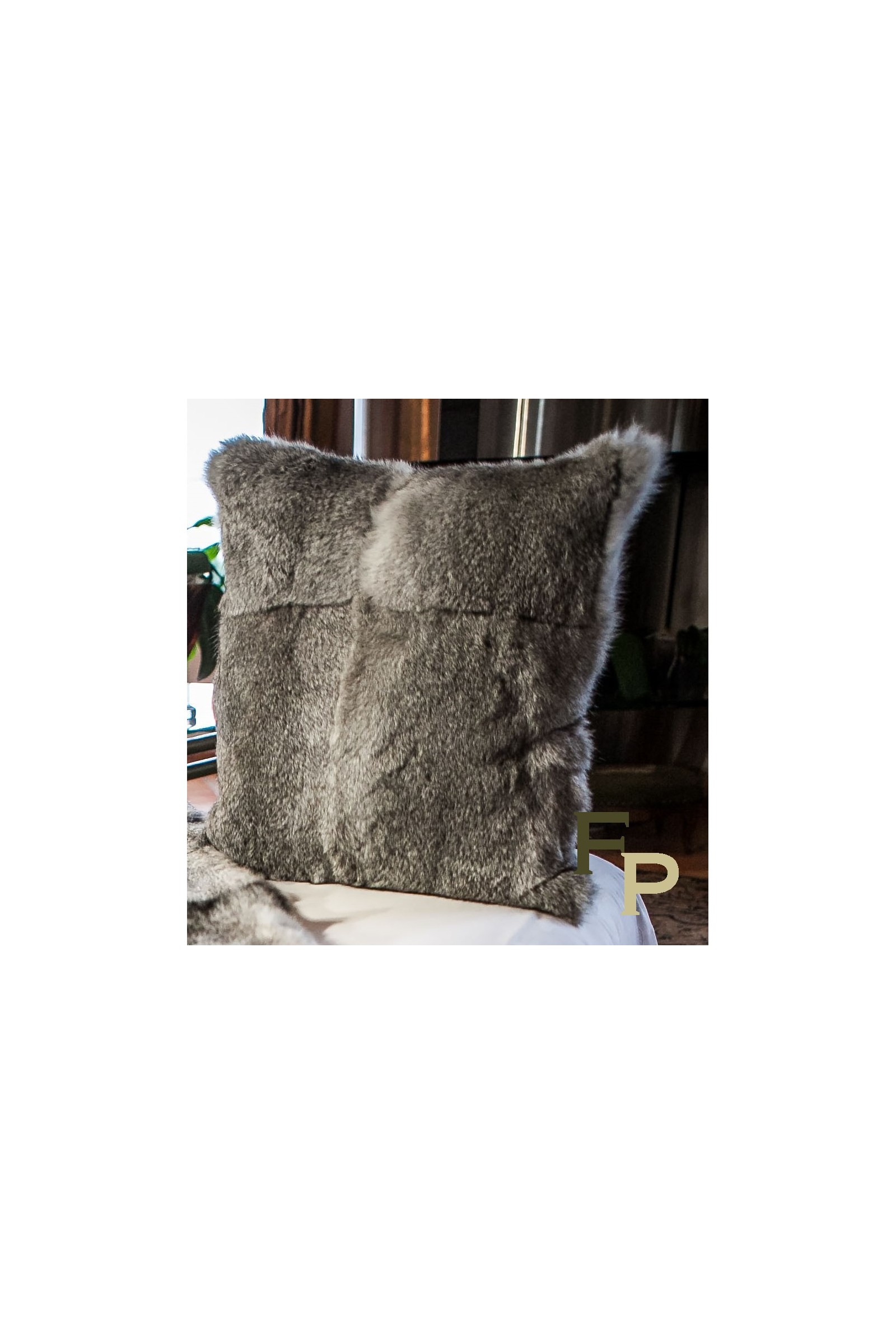 Coussin en Fourrure de Lapin Gris Naturel